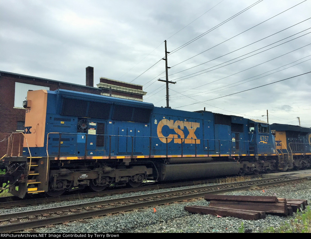 CSX 4757